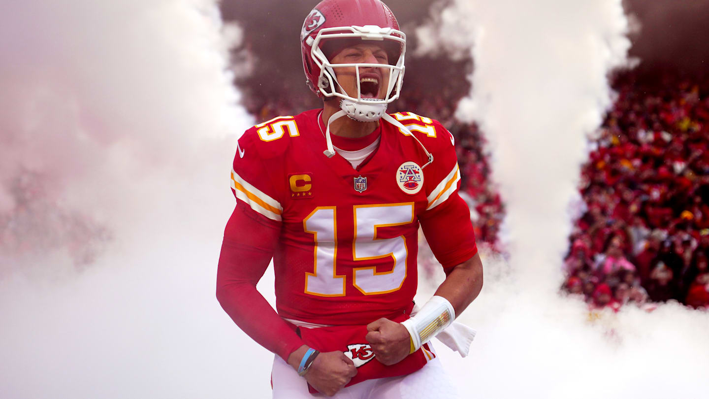 Patrick Mahomes has a chance to surpass Joe Montana's playoff legacy in ...