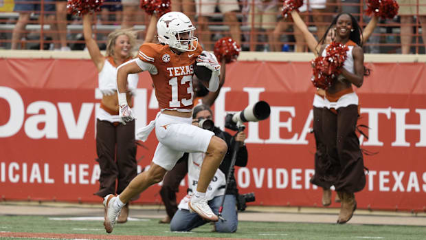 Texas Longhorns WR Shows Absolute Confidence in Arch Manning