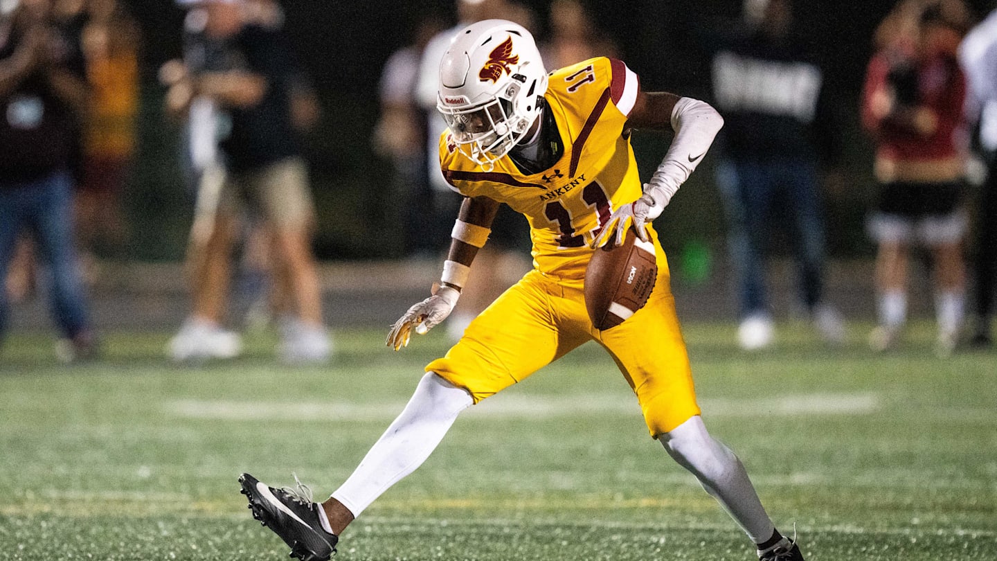 Top Iowa High School Football DB Commits