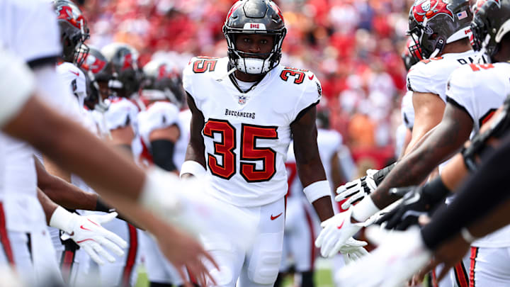 Eagles could expose Jamel Dean and three other chinks in the Buccaneers ...