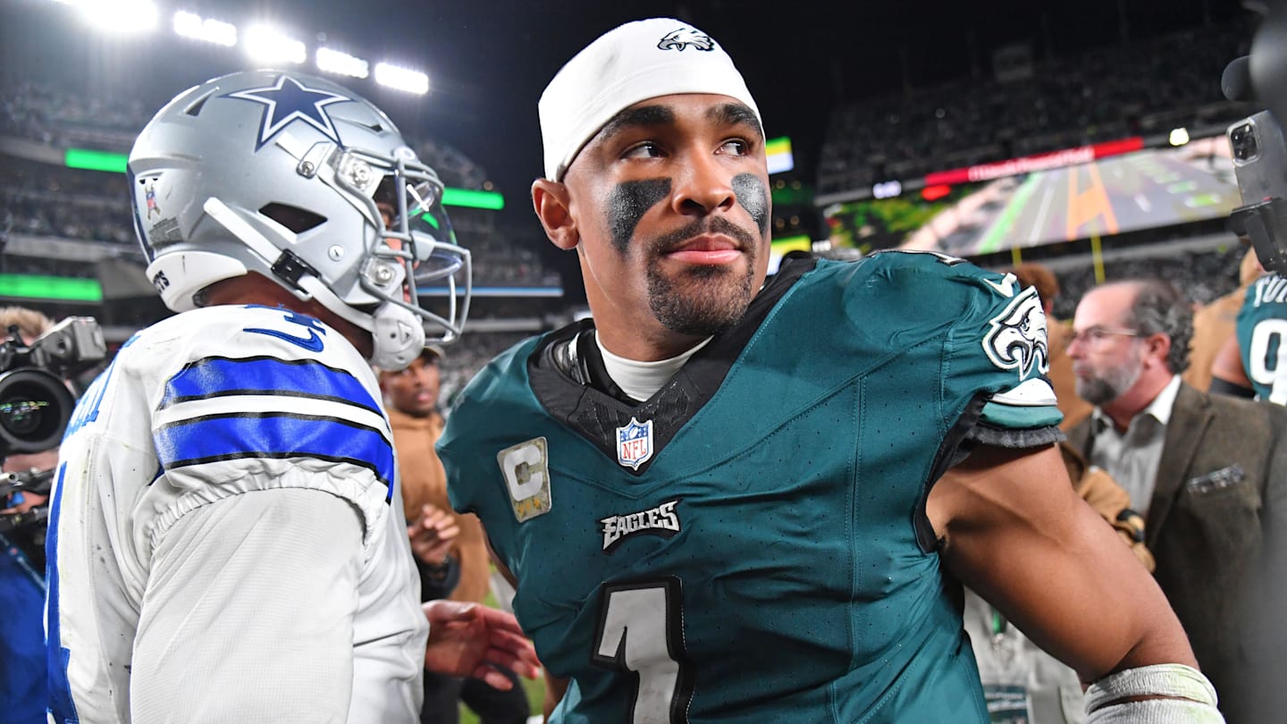 Dallas Cowboys' uniform combination vs Philadelphia Eagles for NFL Week 1