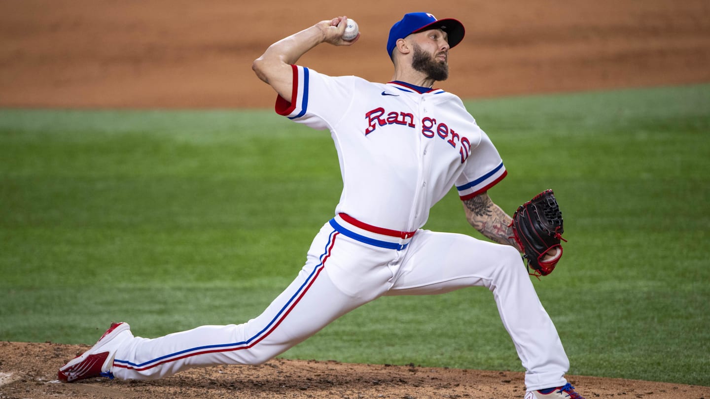 Former Texas Rangers Reliever Returns After Signing Minor-League Deal