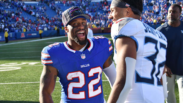 Bills RB Ray Davis earns national recognition for community work