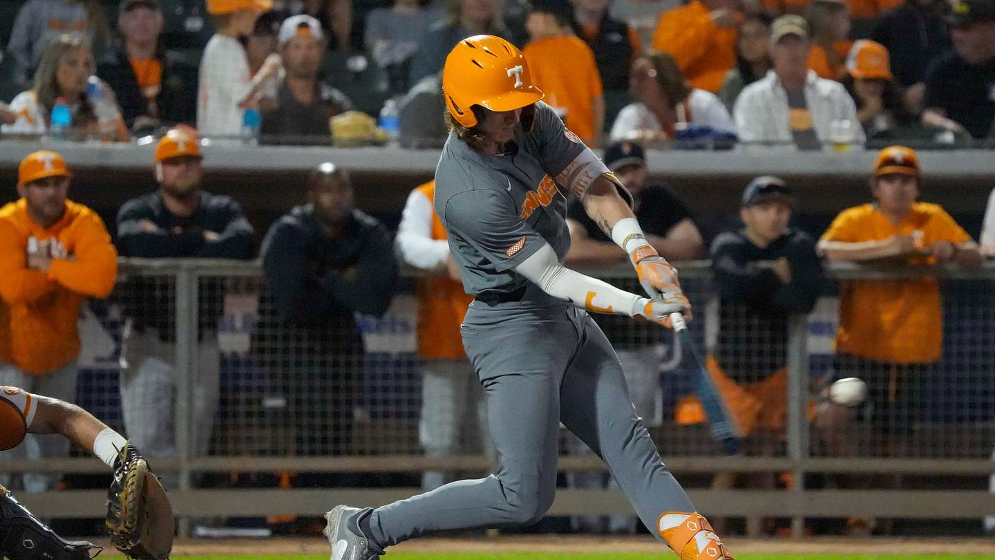 Tennessee Baseball: Alex Perry Stepping Away From Volunteers Baseball
