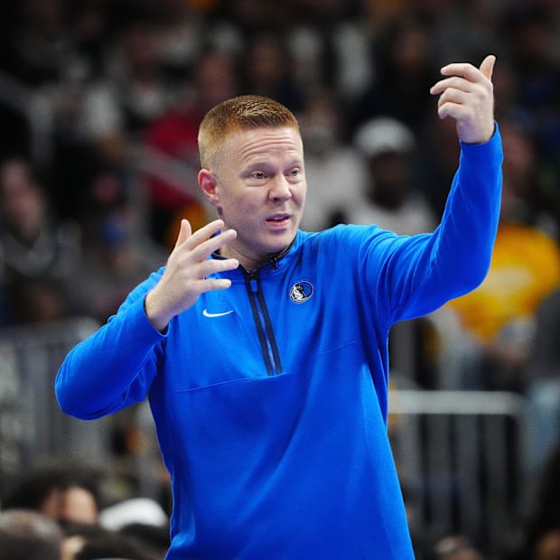 Mavericks could lose key figure to Suns in major offseason move