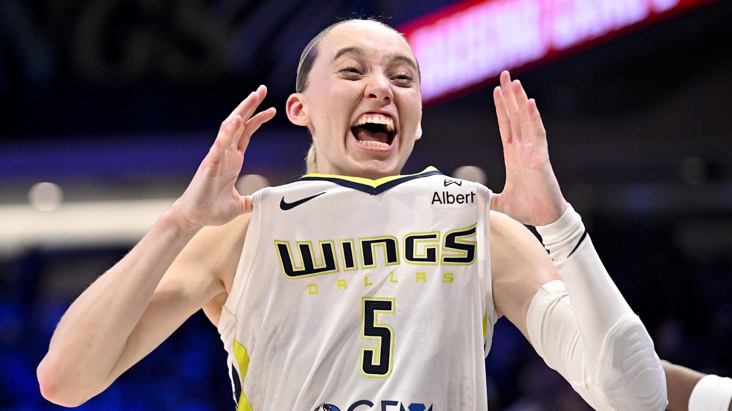 Paige Bueckers, Dallas Wings to Get Early Look From Caitlin Clark ...