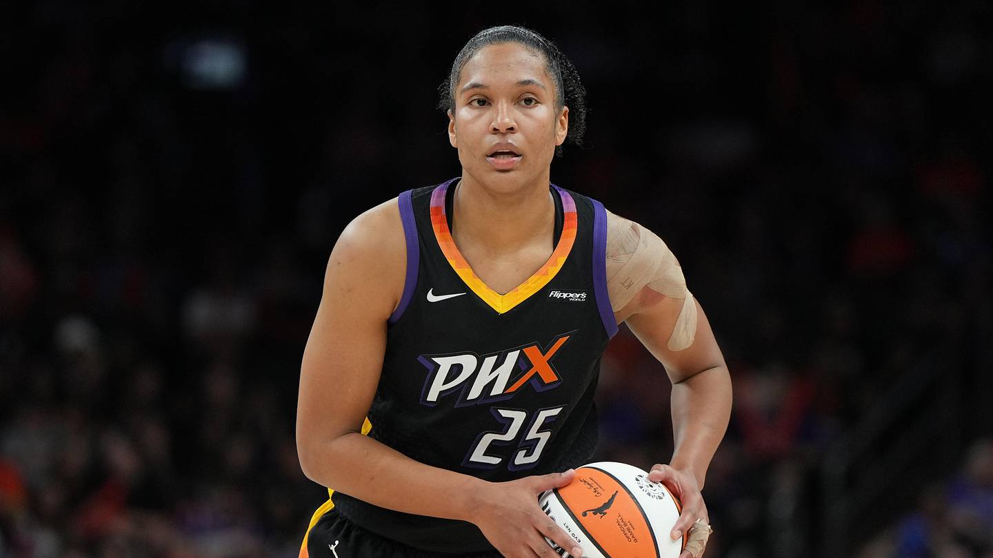 Alyssa Thomas: The Facilitating Forward
