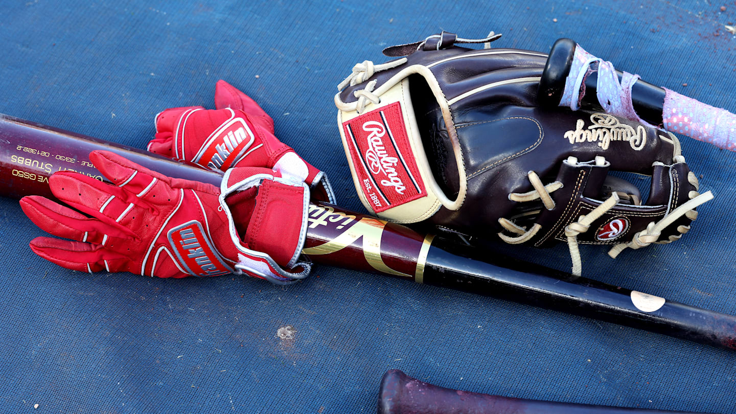 Pittsburgh Pirates: Colin Selby Named Interesting Player in Camp