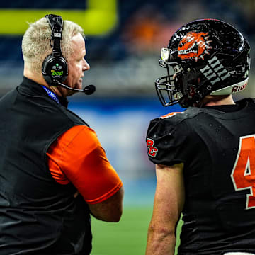 Michigan high school football team pulls off stunning Hail Mary — on ...