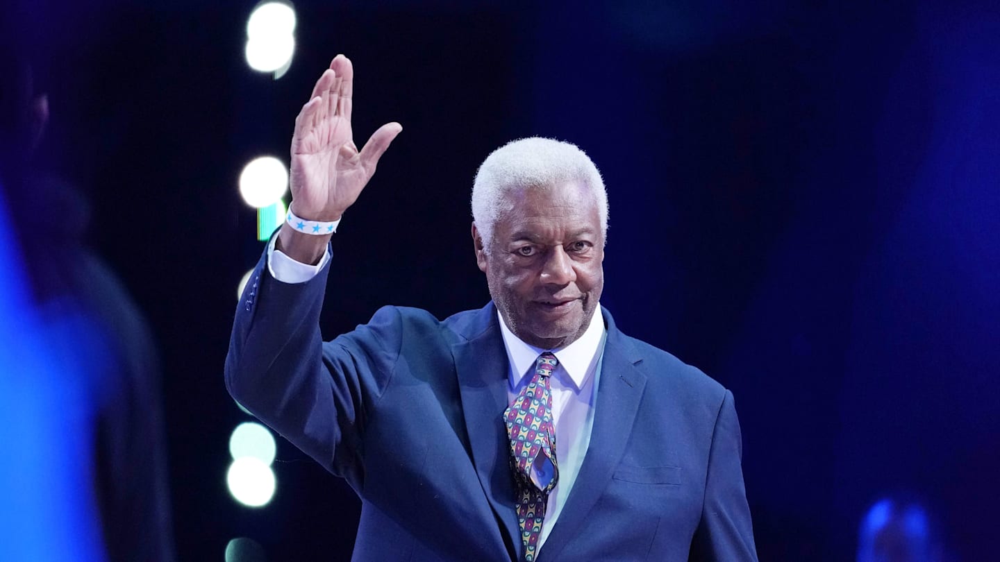 NBA Legend to Receive Arthur Ashe Award for Courage at ESPYs