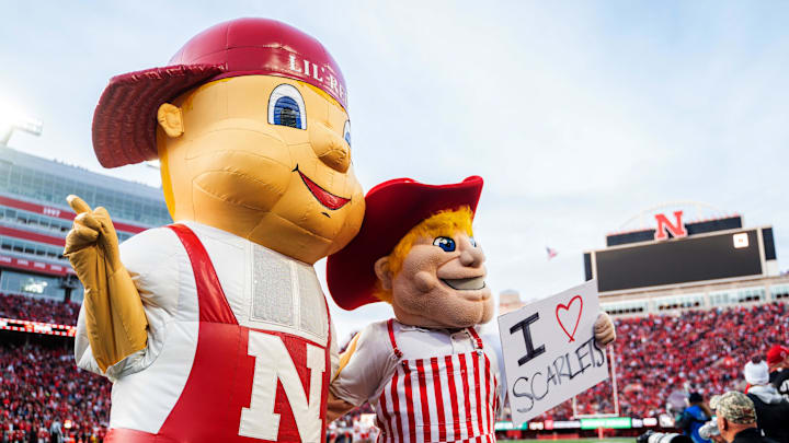 New Special Teams Coordinator. No Spring Game. And What About Val’s and ...