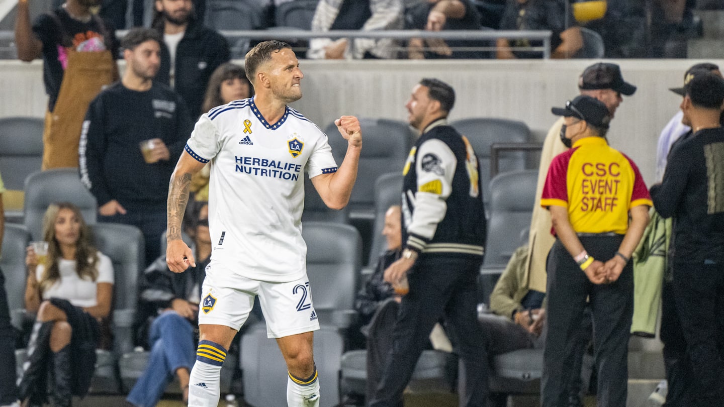 The LA Galaxy comes back 4-3 against Minnesota United