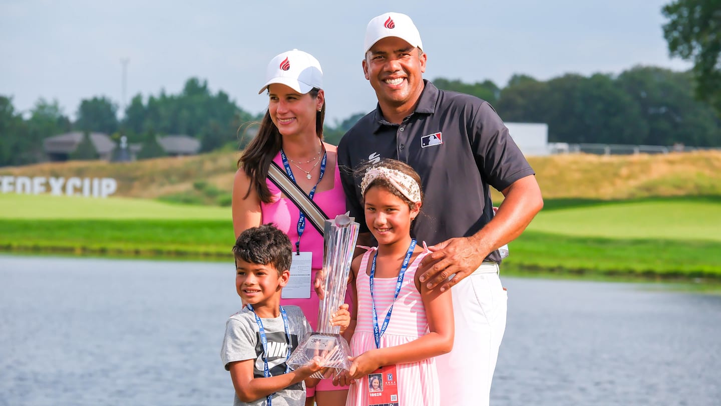 Jhonattan Vegas' wife shares sweet photos with kids during PGA Championship lead