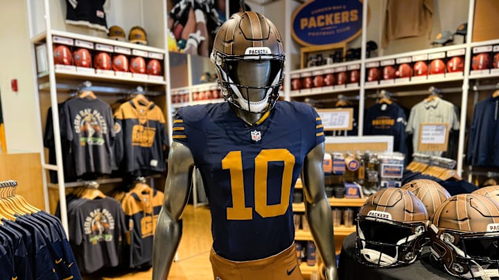 Packers Reveal History-Steeped Throwback Jersey