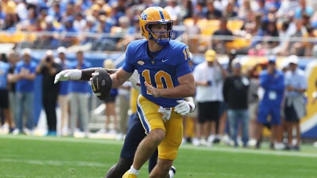 Pitt Panthers QB Sets New Career High vs. Duquesne