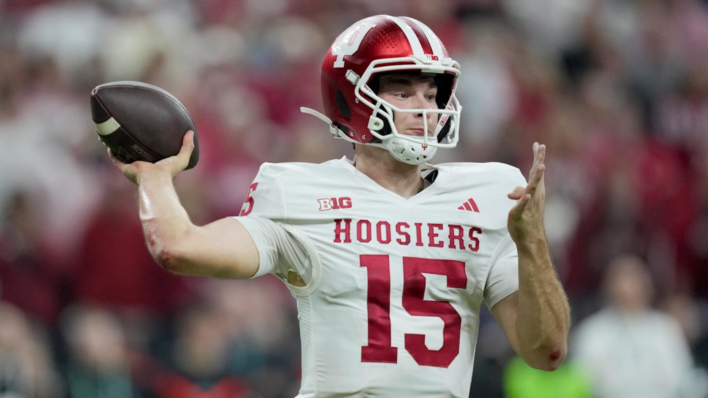 2026 NFL Draft QB Tiers: Evaluating the Top 15 At Season’s End