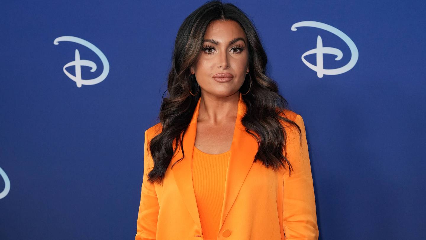 ESPN’s Molly Qerim goes all-black dress beside 6-foot-8 Morris twins on ...