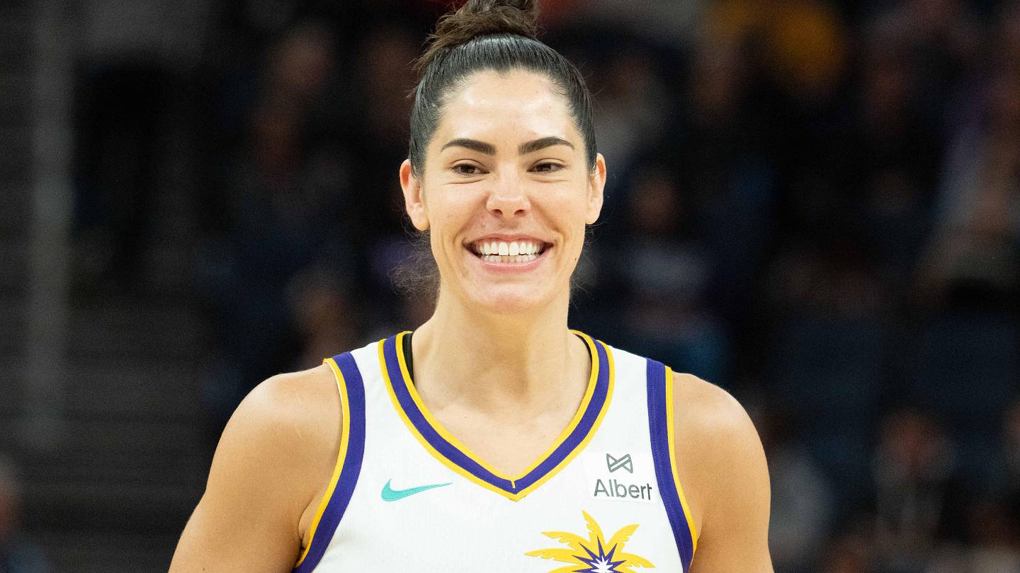 Sparks star Kelsey Plum wears insane shirt, boots for WNBA fit in ...