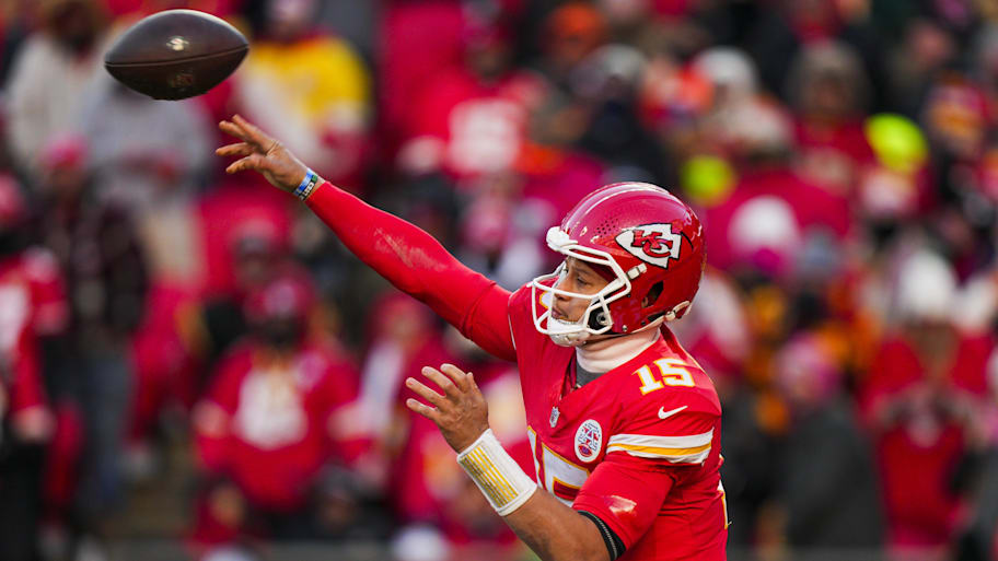 Why Chiefs' Offense Will Have a New Look in 2026 | Yardbarker
