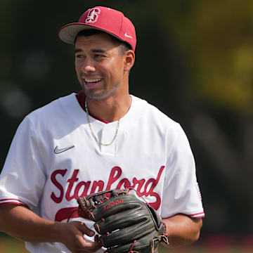 Stanford a 'leading contender' for Villanova transfer Lucy Olsen, No. 3 ...