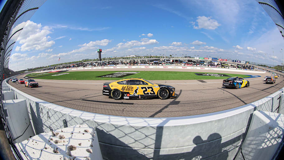 Wallace Makes Up Two Laps, Gains 26 Spots in Final Run to Finish 6th ...