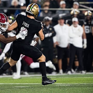 South Carolina Gamecocks lose four-star receiver Gordon Sellars to ...