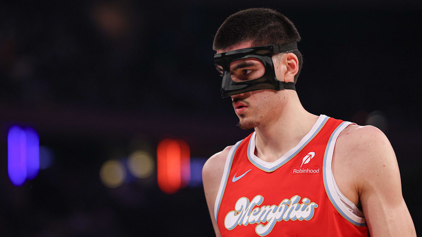 NBA Boilers: Zach Edey's First Made Basket in Return to Indiana is a 3 ...