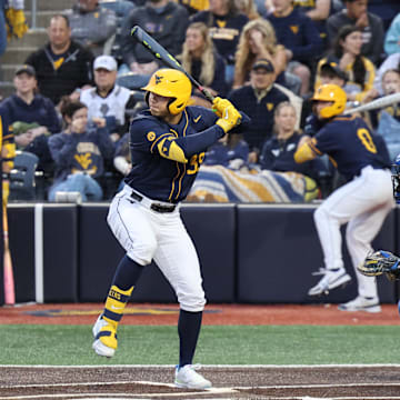 Mountaineers Edge Bearcats in Series Opener