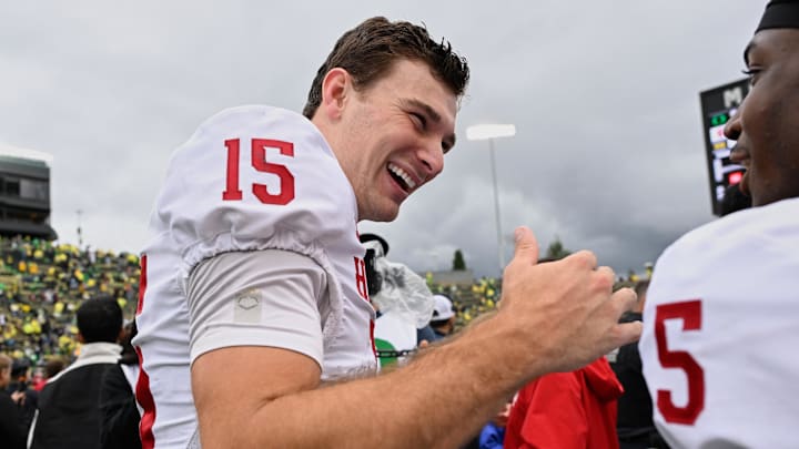 How Fernando Mendoza's Resiliency Embodies Indiana Football's Upset Win ...