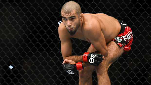 Muhammad Mokaev Fact-Checks Kai Kara-France Calling UFC Exile ‘Boring'