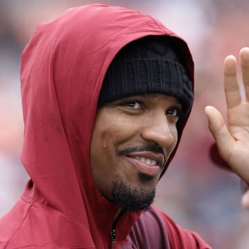 Commanders’ Jayden Daniels makes NFL history in first game back from injury