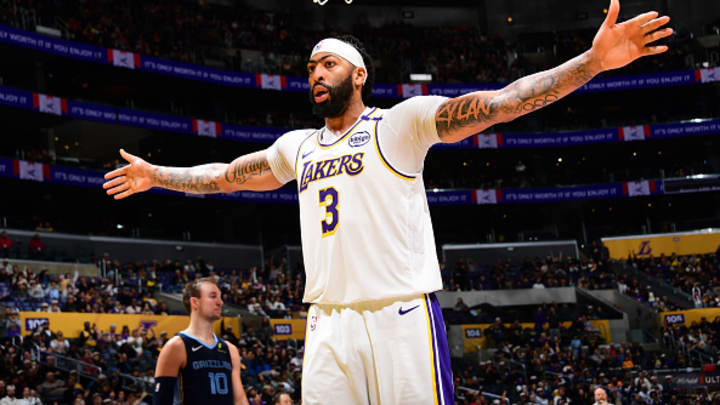 Lakers' LeBron James, JJ Redick Hype Up Anthony Davis After Another 'Special' Game