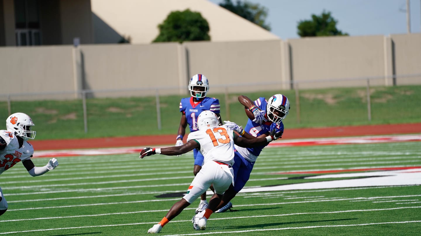 Predicting Texas's next commit after 5-Star QB Dia Bell