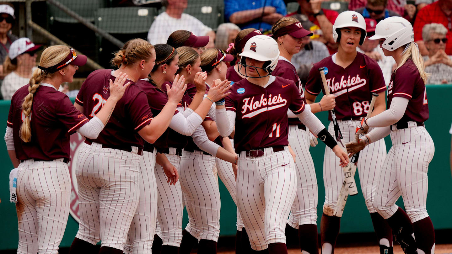 Virginia Tech Softball: Hokies Receive 12 All-ACC Academic Honors