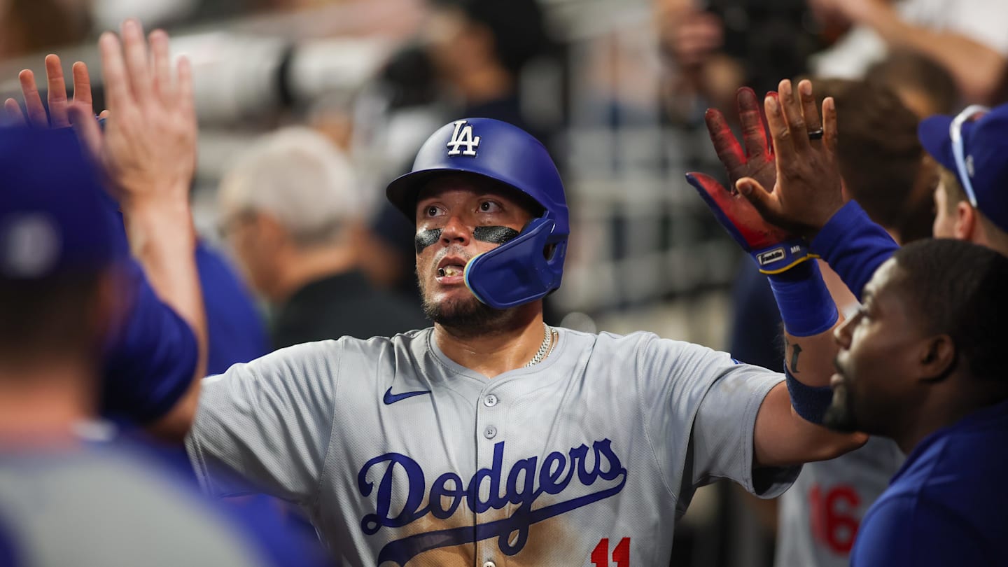 Miguel Rojas Sets Unthinkable Expectation For Dodgers 2025 Season