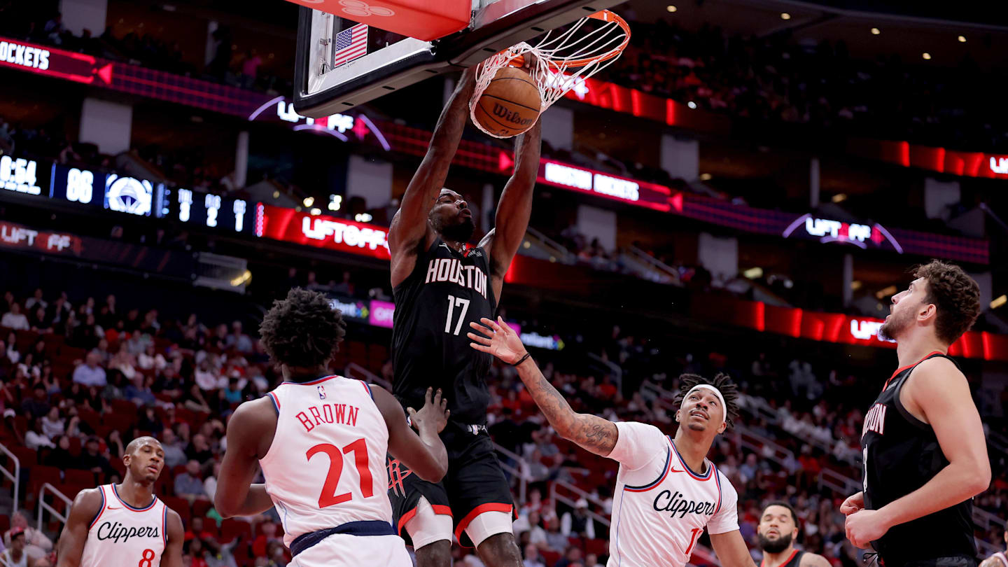 Rockets Bench Helps Houston Cruise to Win Over Clippers