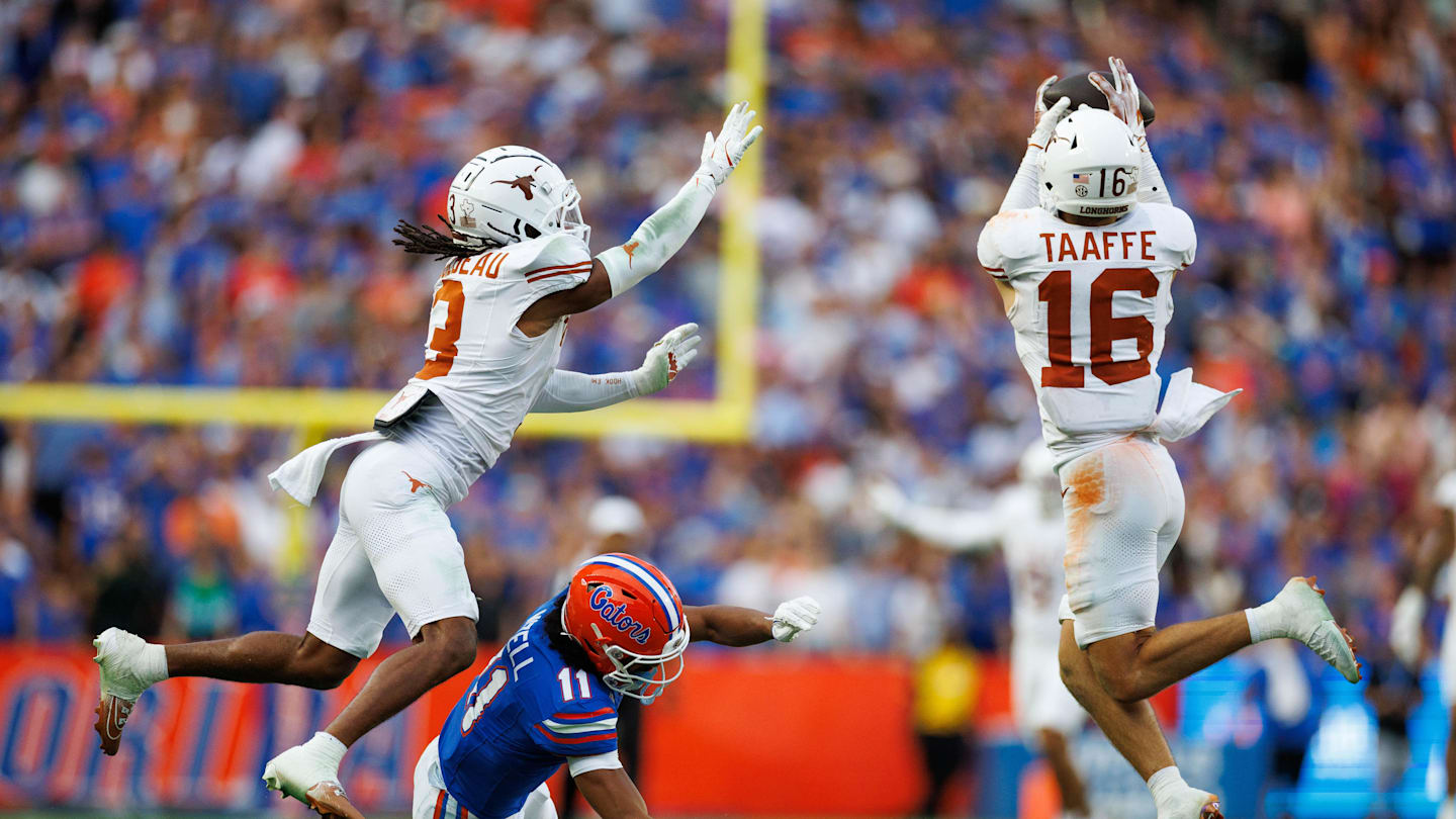 Texas Longhorns Defense Has Clear Mindset Heading Into Red River Rivalry