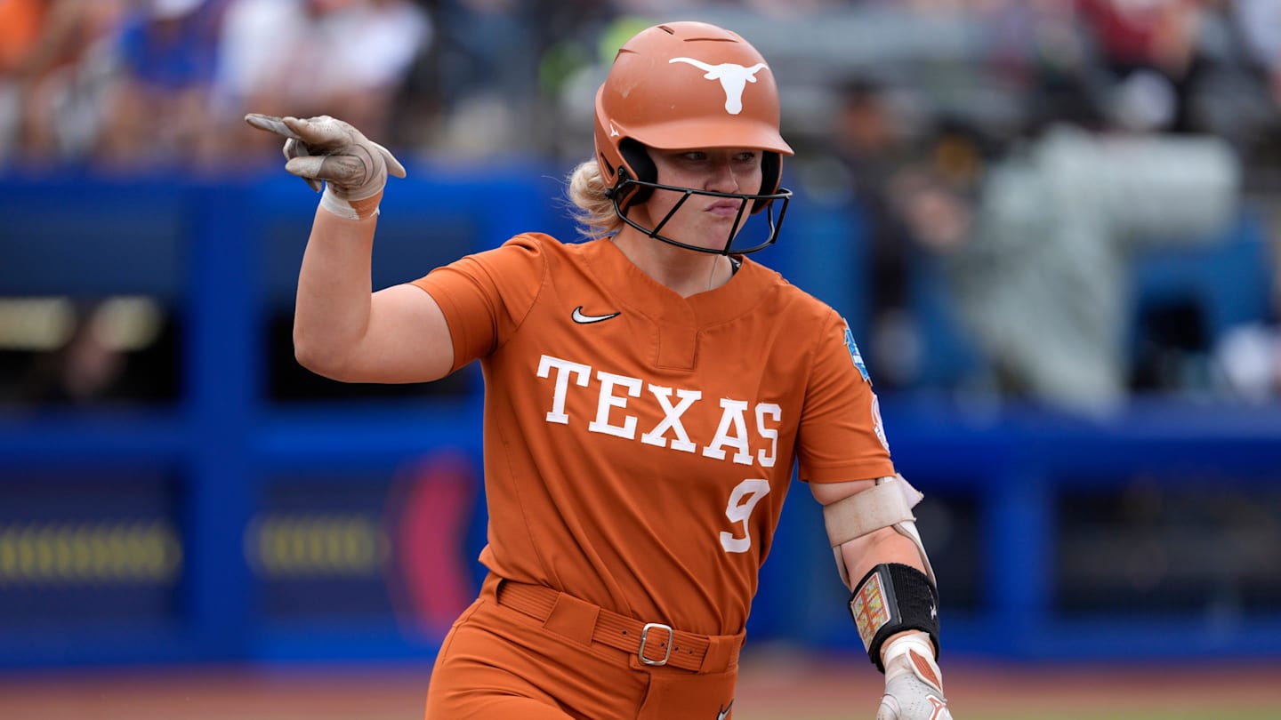 Joley Mitchell Makes WCWS History for Texas Softball