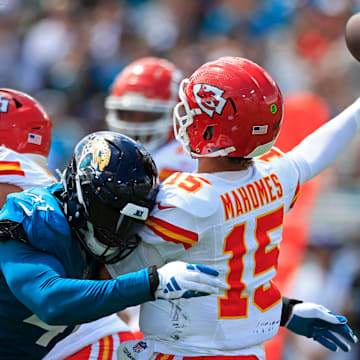 Former Michigan RB Donovan Edwards turns heads with impressive catch ...