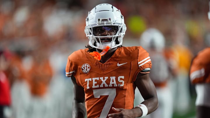 Texas WR Isaiah Bond Previews Oklahoma Matchup: 'I'm Built For Big Games'