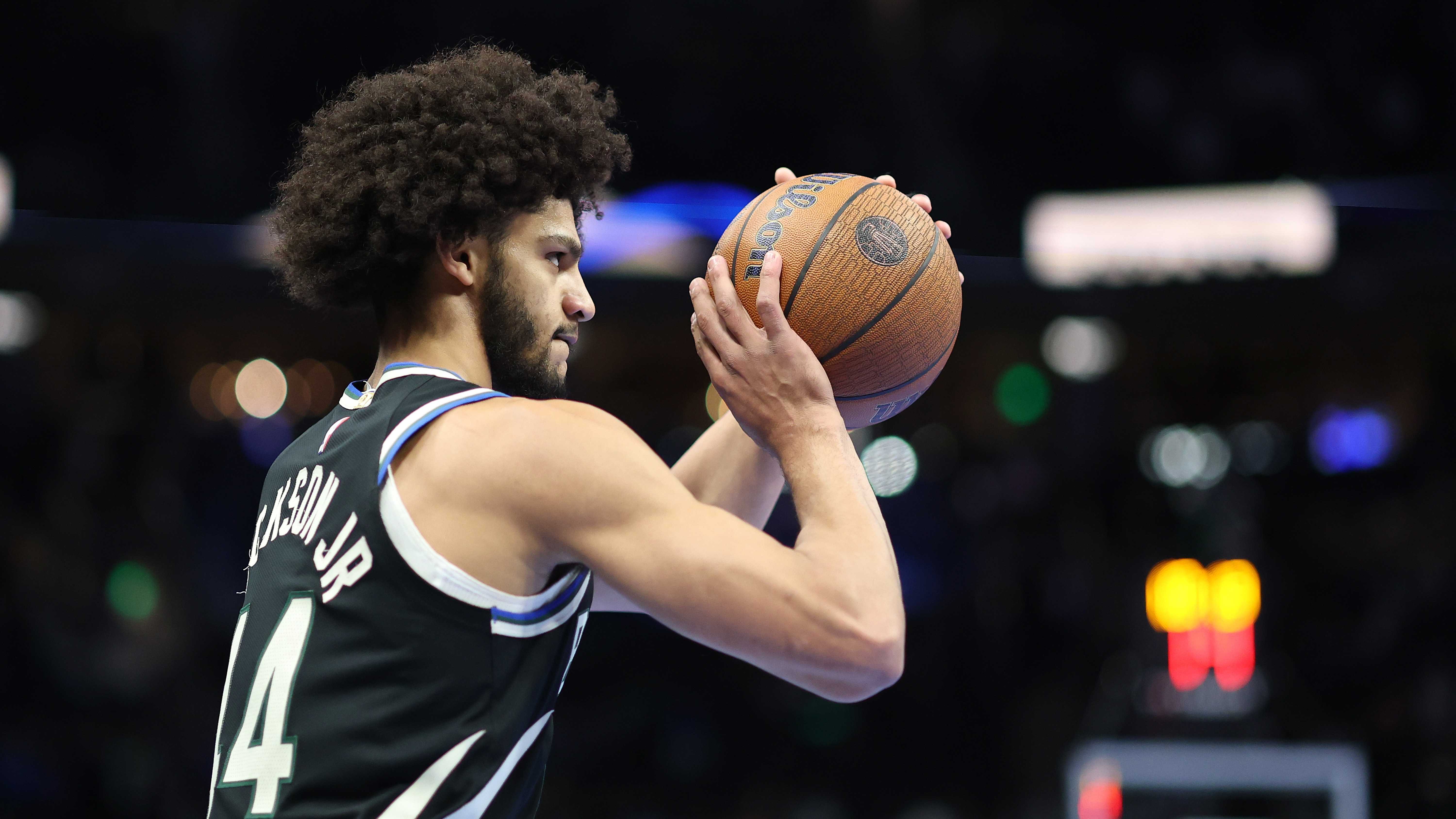 Former NBA player says Bucks wing must do 1 thing to earn generational ...