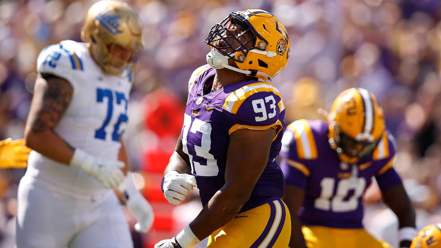 How to watch LSU vs South Alabama, odds, injuries, weather, series ...