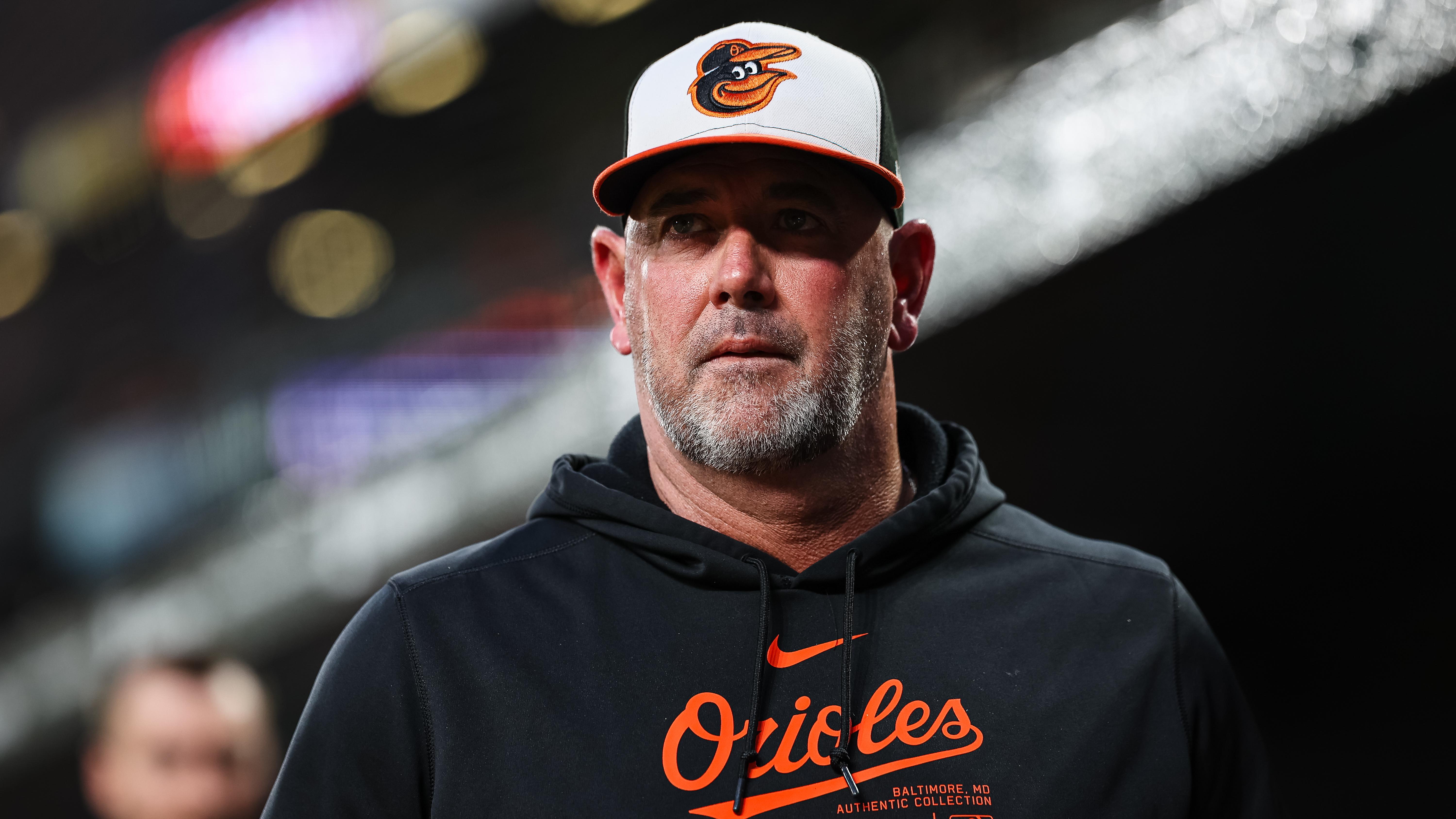 Brandon Hyde bumps Austin Wells, ignites Yankees-Orioles bench clearing ...