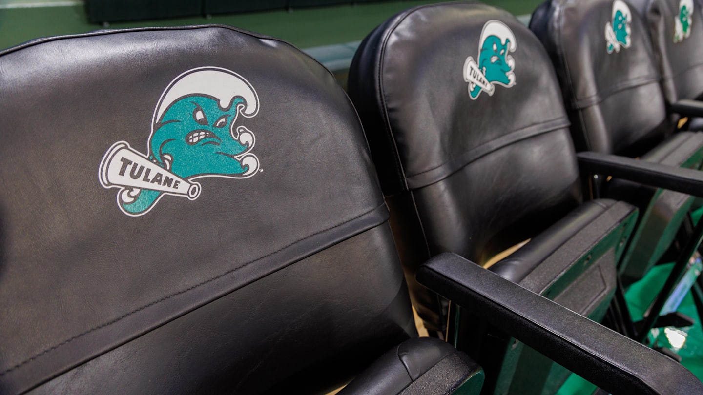 Tulane Baseball Bounces Back, Sweeps Rice to Claw Closer in AAC Standings