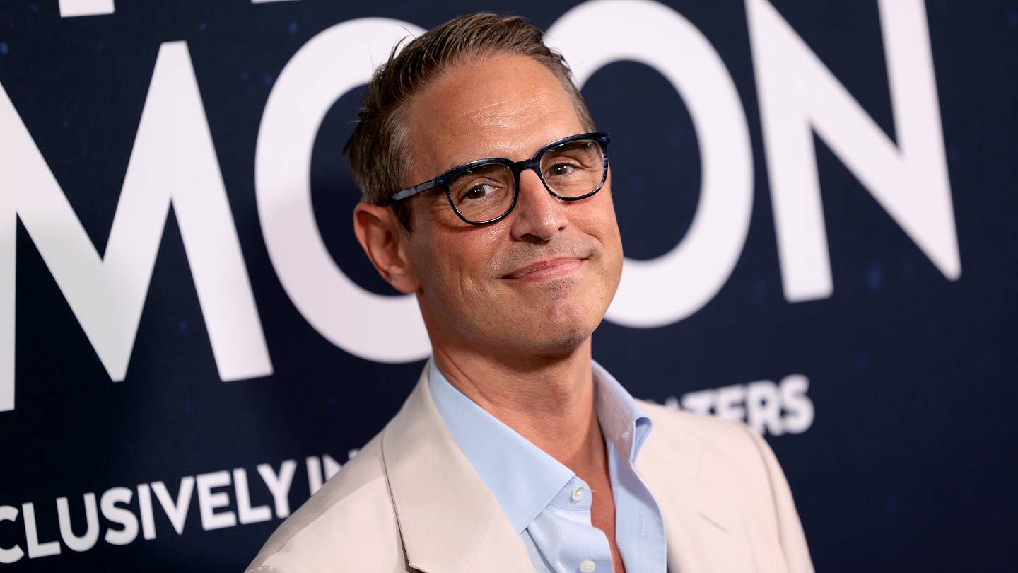 Greg Berlanti gives promising update on Netflix's live-action Scooby ...