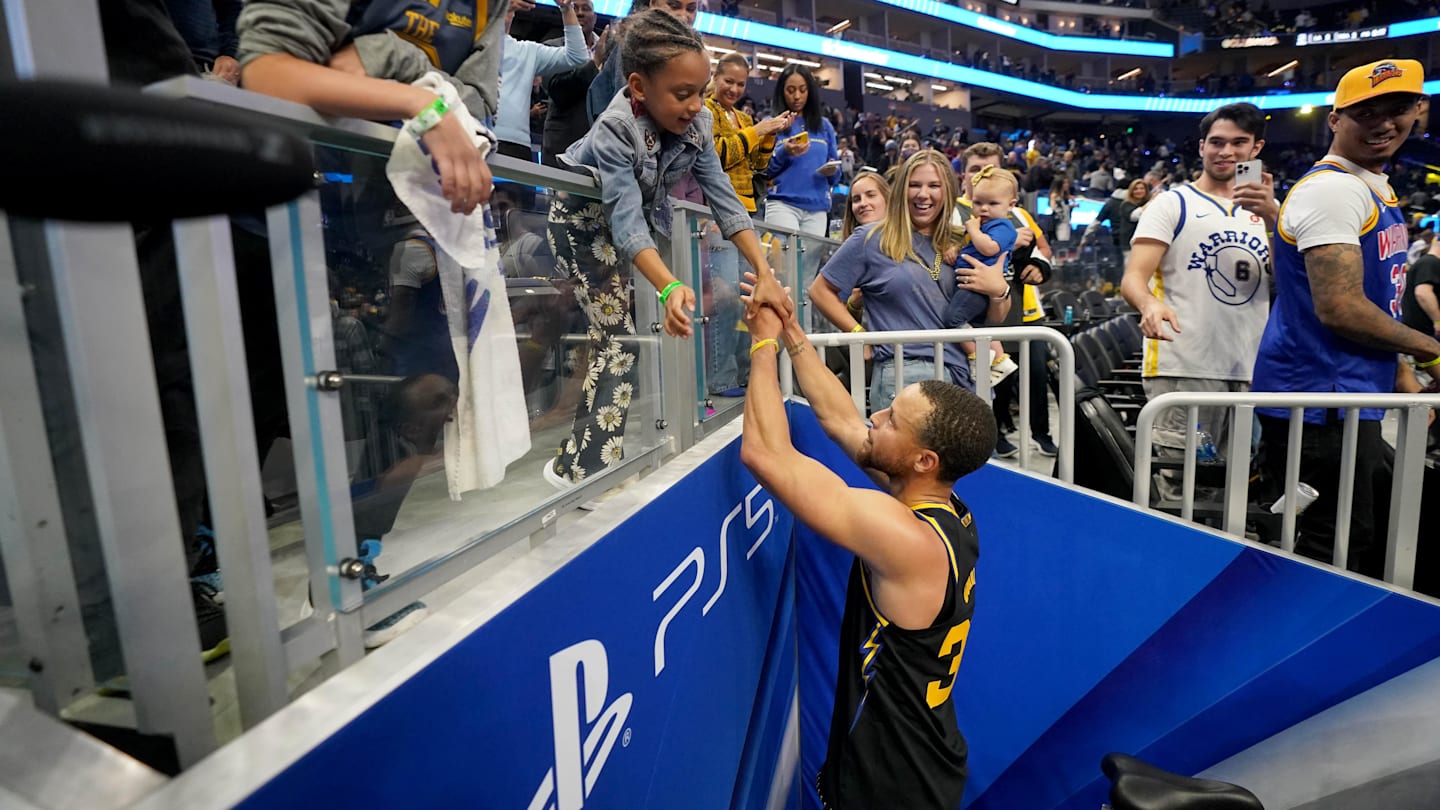 Stephen Curry’s daughters Riley and Ryan shock with height in new ...