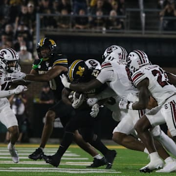 Missouri Tigers Legend Jeremy Maclin Inducted into College Football ...