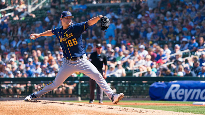 Miami Marlins Sign Former Brewers, Angels Pitcher Janson Junk to Minor ...