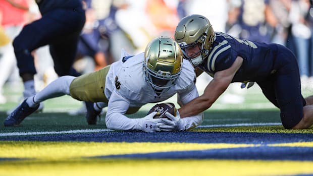 Bold Predictions for Notre Dame vs. Army Showdown in New York