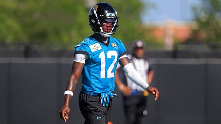 NFL Insider Breaks Down Jacksonville Jaguars' Two-Way Plans for Travis ...